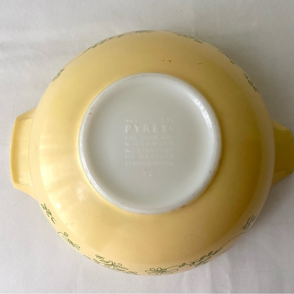 Pyrex | Kitchen | Vintage Pyrex Shenandoah 2 Piece Cinderella Mixing ...